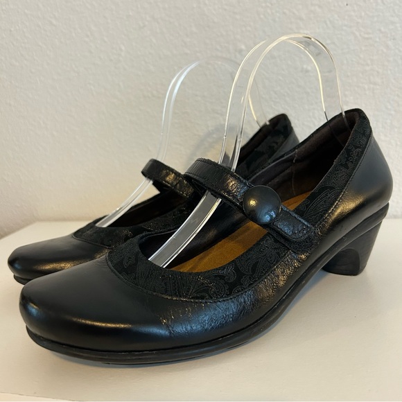 Naot | Shoes | Naot Mary Jane Heels Shoes Black Genuine Leather Comfort ...